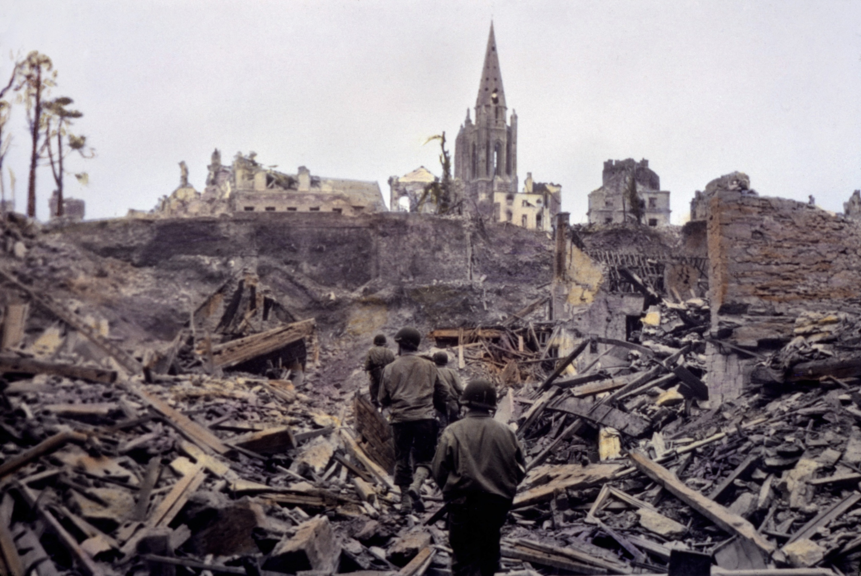 Book Review and Reflections: The Eastern Front – Aubrey Taylor Books